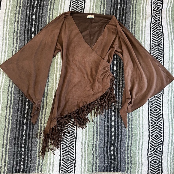 Vintage | Tops | Vintage 7s Chocolate Brown Bell Sleeve Fringe Wrap ...